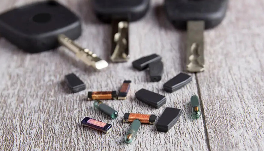 What’s the Difference Between Immobilizer, Transponder Chip, and Key ...