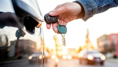 5 Reasons Why Your Car Remote Isn’t Working and How to Fix It - mr-key.com